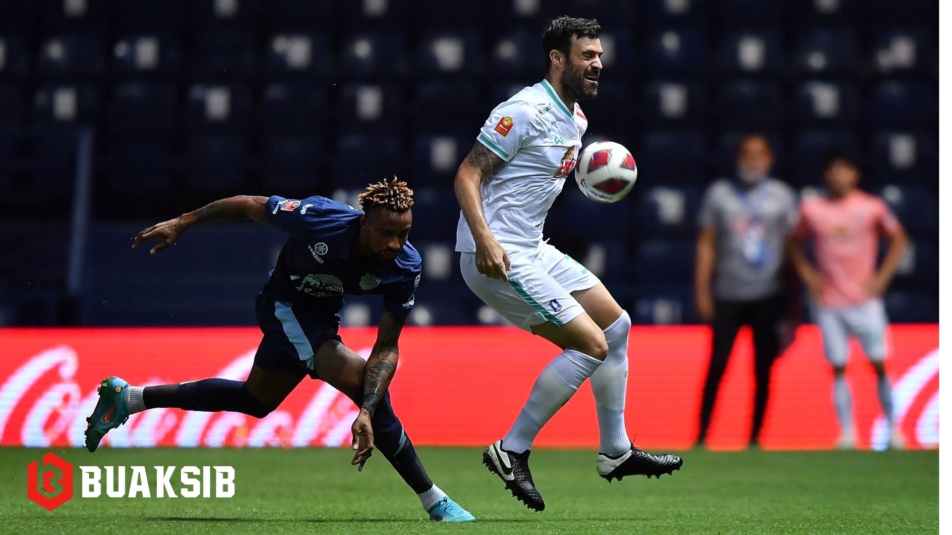 บุรีรัมย์ รอฉลองแชมป์ หลังโดนบีจี บุกสยบ 0-1