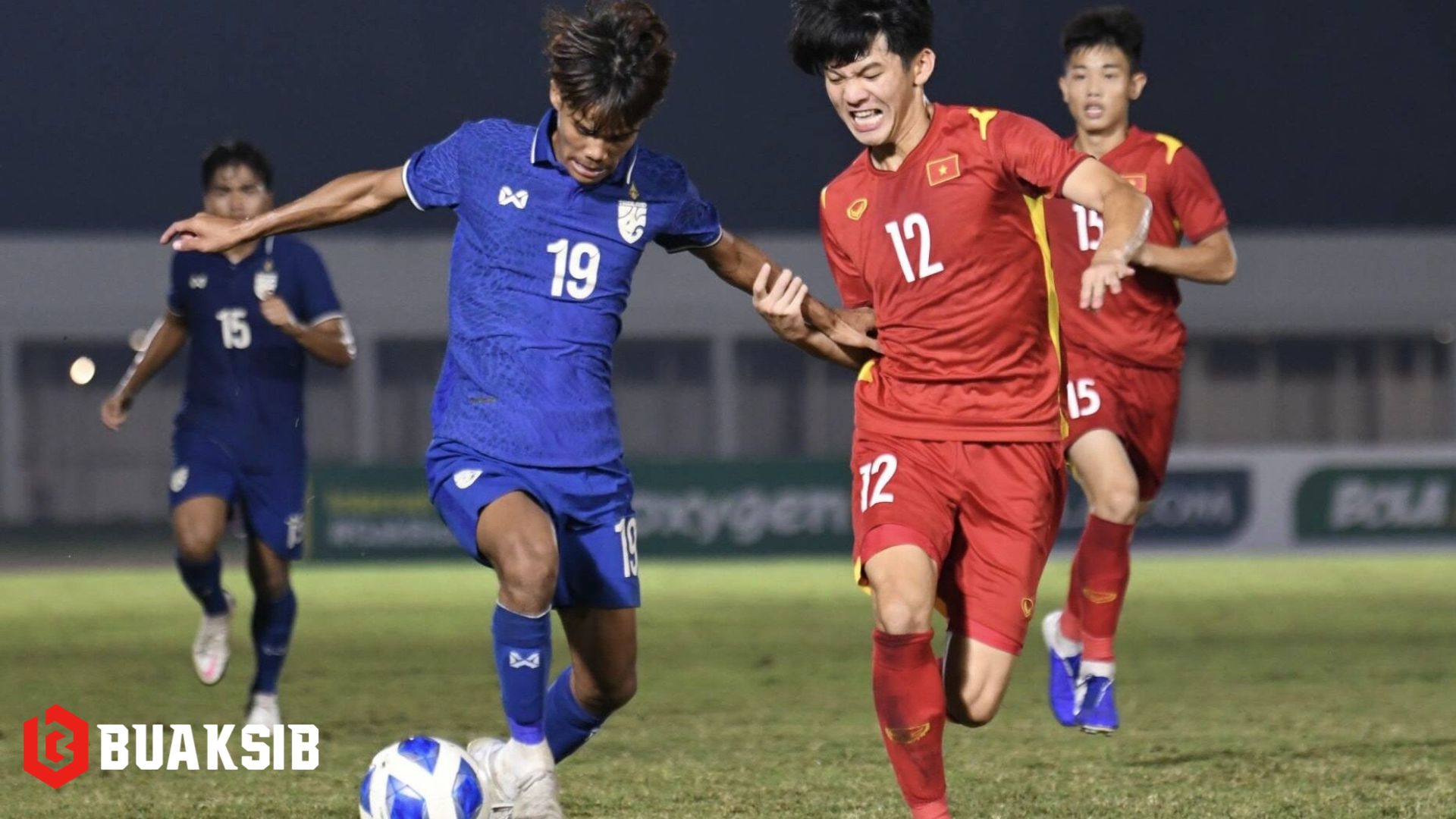 เวียดนาม เชิญ ทีมชาติไทย พร้อม มาเลเซีย-เมียนมา เตะสี่เส้า - Buaksib