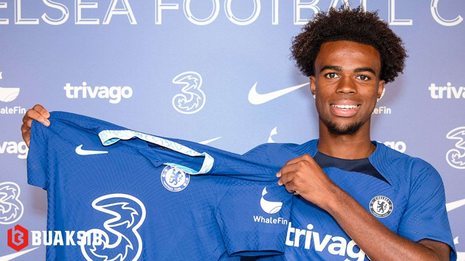 OFFICIAL : เชลซี เปิดตัว "คาร์นีย์ ชุคเวเมกา" ร่วมทัพราย 3 ซัมเมอร์นี้ - Buaksib