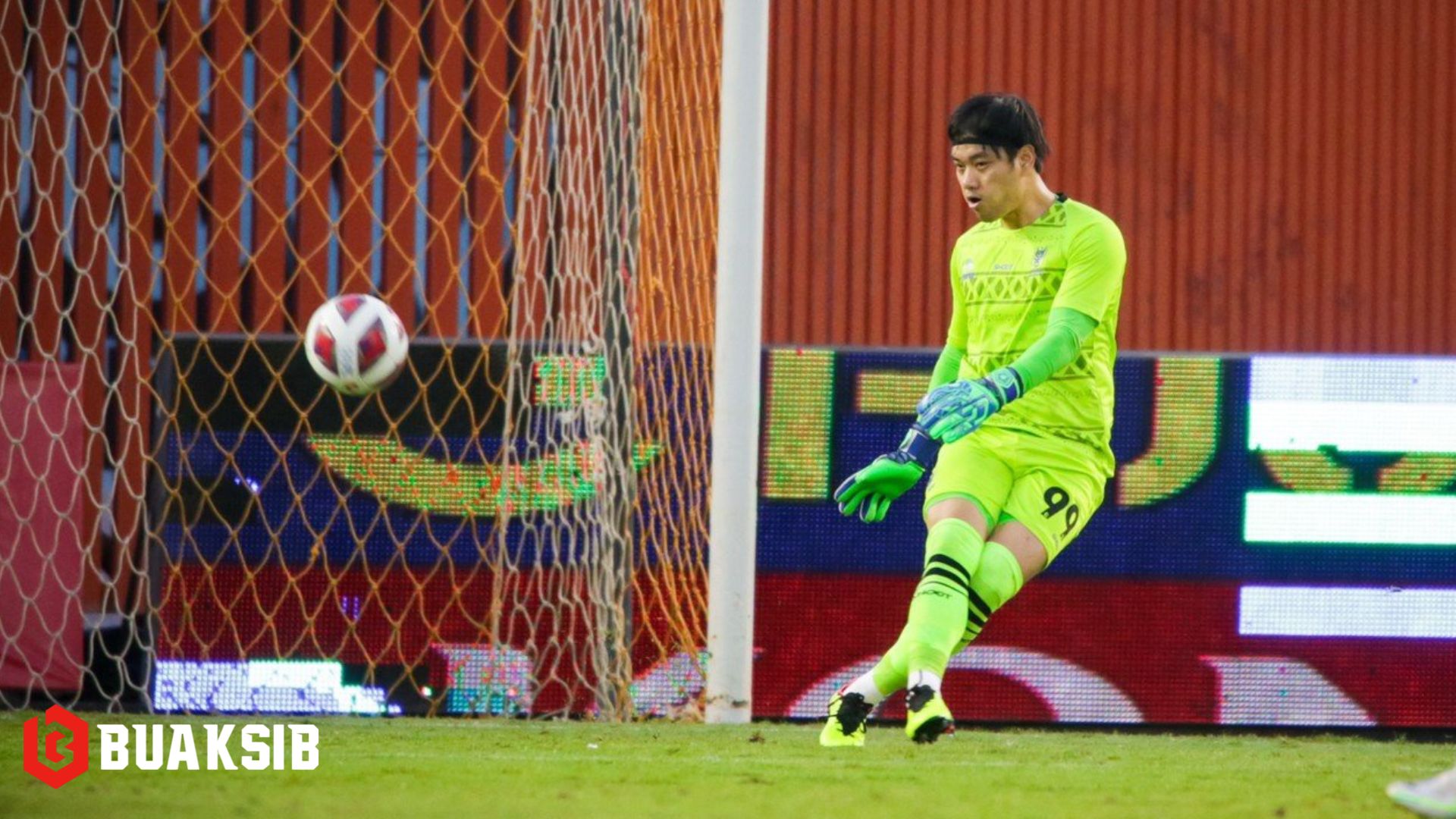 "กัมพล ปฐมอรรฆย์กุล" ปลื้มฟอร์มหนึบ ช่วยราชบุรี คว้าชัยเหนือลำปาง