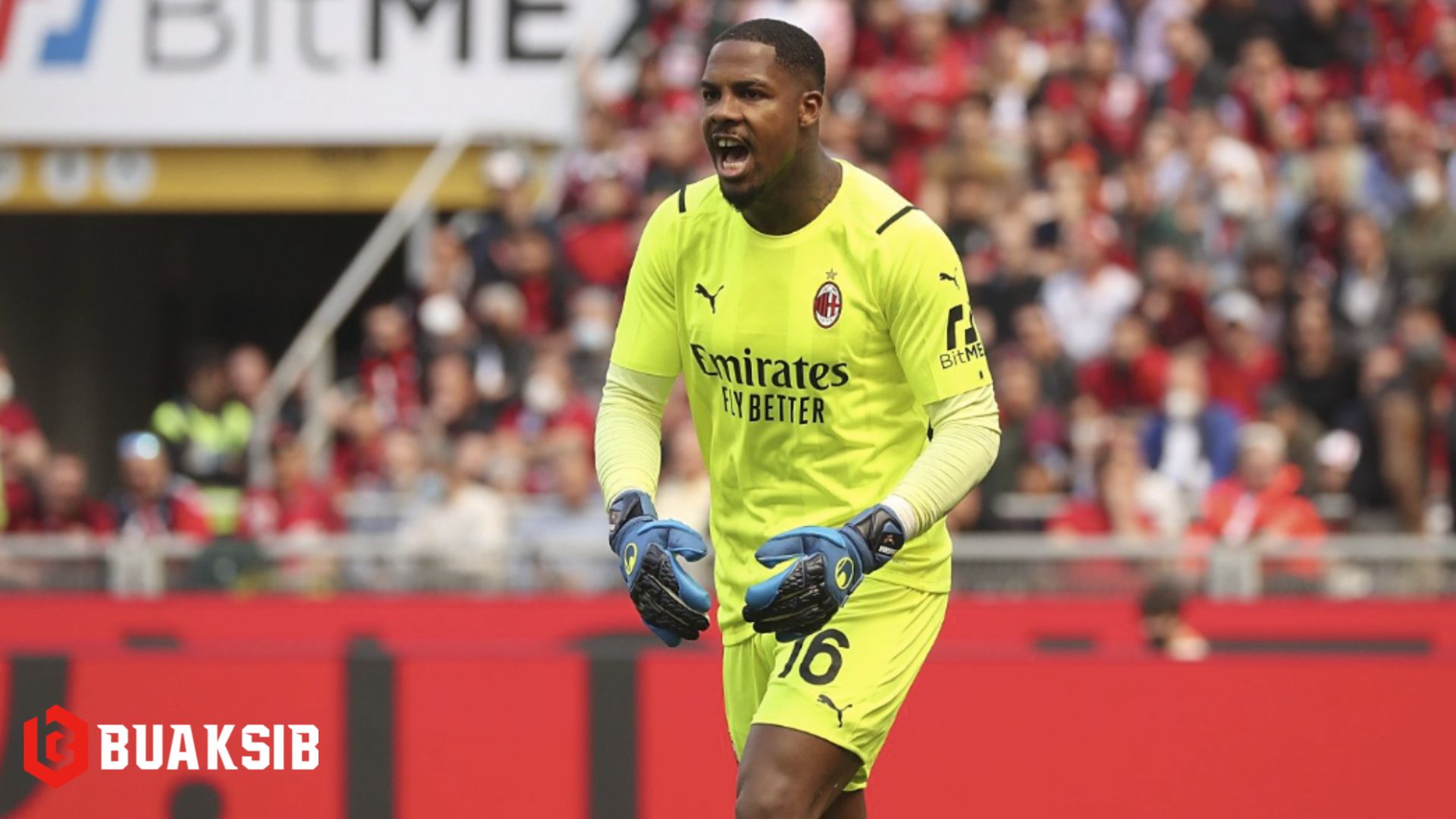 ต้องรั้ง! มิลาน เตรียมจับ "ไมค์ เมญอง" ยืดสัญญายาว - Buaksib