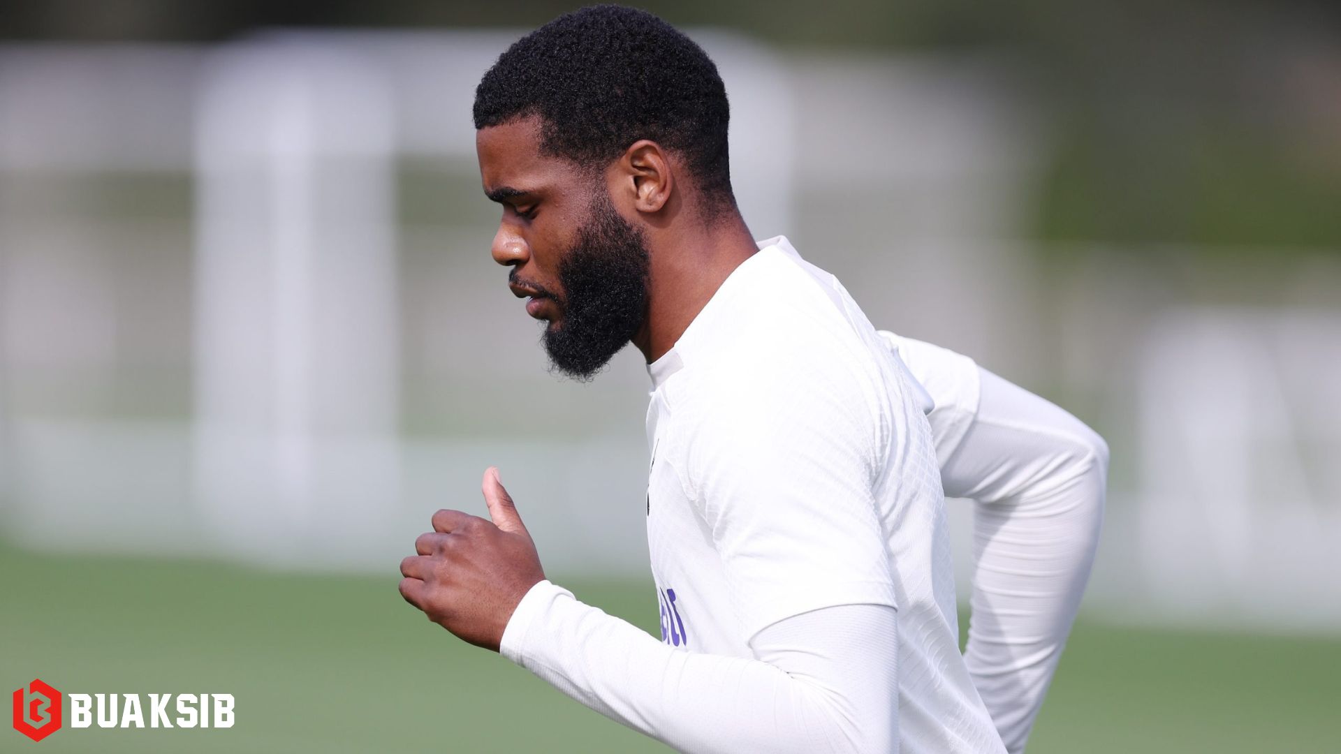 ไก่ เตรียมเรียก "จาเฟ็ต แทนกานก้า" กลับทีมก่อนกำหนด - Buaksib