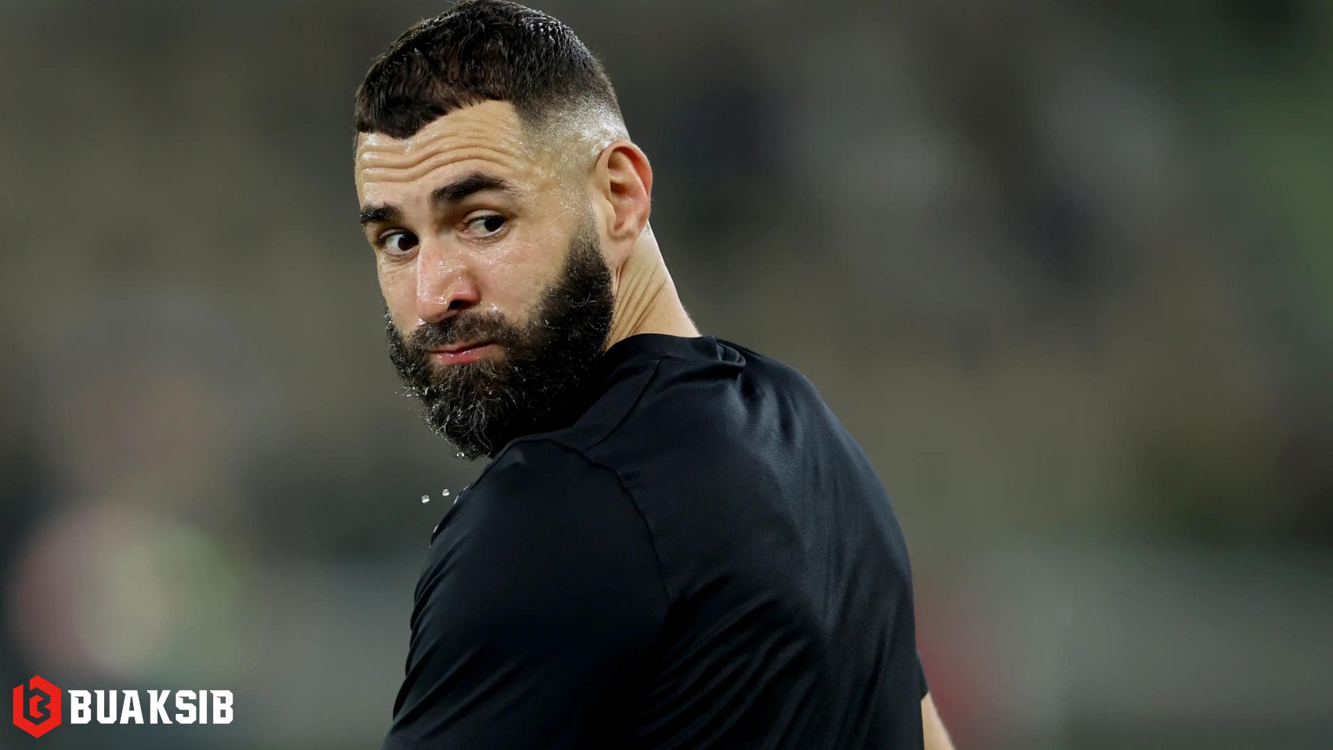 ซาฮา เชียร์ผี เอา "คาริม เบนเซม่า" แก้วิกฤตเกมรุก - Buaksib