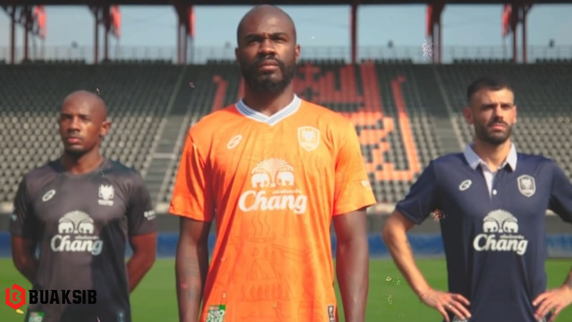 OFFICIAL : "ราชบุรี เอฟซี" เปิดตัว 3 แข้งต่างชาติลุยต่อเลกสอง